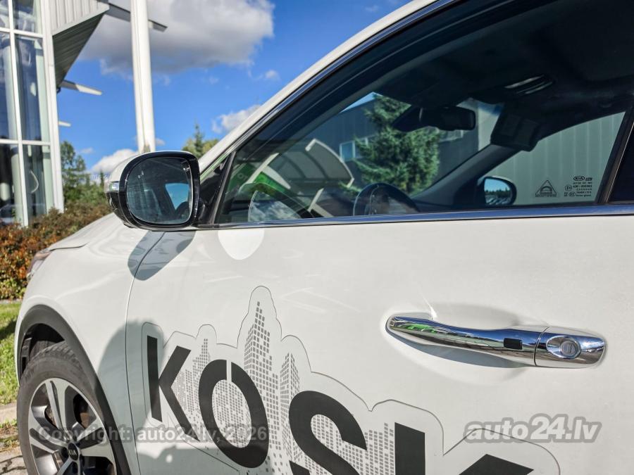 Balts Kia Sorento 2018 Tallina, ar dzinēja tilpumu 2.20 L un nobraukumu 174 tūkst. km par 22000 €, foto 4 vietnē AUTOMOTO.COM.LV