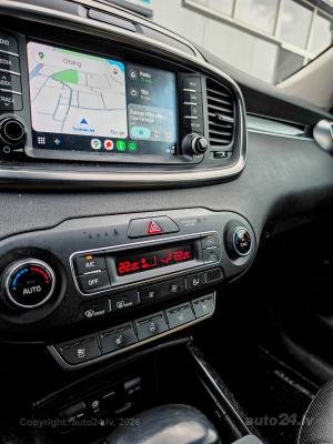 Balts Kia Sorento 2018 Tallina, ar dzinēja tilpumu 2.20 L un nobraukumu 174 tūkst. km par 22000 €, foto 5 vietnē AUTOMOTO.COM.LV