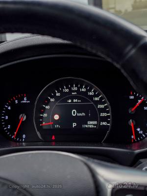 Balts Kia Sorento 2018 Tallina, ar dzinēja tilpumu 2.20 L un nobraukumu 174 tūkst. km par 22000 €, foto 7 vietnē AUTOMOTO.COM.LV