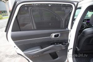 Balts Kia Sorento 2020 Tallina, ar dzinēja tilpumu 2.20 L un nobraukumu 164 tūkst. km par 27450 €, foto 21 vietnē AUTOMOTO.COM.LV