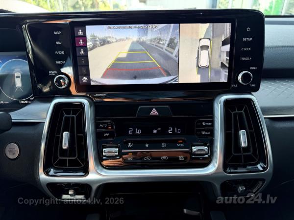 Balts Kia Sorento 2021 Tallina, ar dzinēja tilpumu 2.20 L un nobraukumu 130 tūkst. km par 30900 €, foto 9 vietnē AUTOMOTO.COM.LV