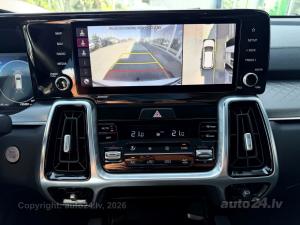 Balts Kia Sorento 2021 Tallina, ar dzinēja tilpumu 2.20 L un nobraukumu 130 tūkst. km par 30900 €, foto 10 vietnē AUTOMOTO.COM.LV