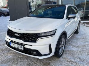Balts Kia Sorento 2023 Tartu, ar dzinēja tilpumu 2.20 L un nobraukumu 59 tūkst. km par 44990 €, foto 2 vietnē AUTOMOTO.COM.LV