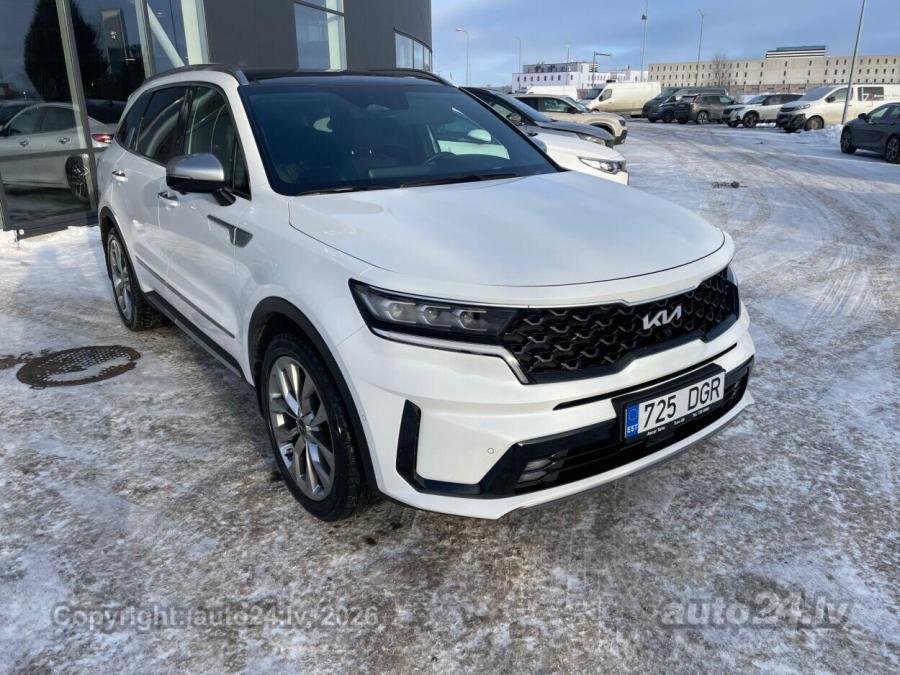 Balts Kia Sorento 2023 Tartu, ar dzinēja tilpumu 2.20 L un nobraukumu 59 tūkst. km par 44990 €, foto 3 vietnē AUTOMOTO.COM.LV