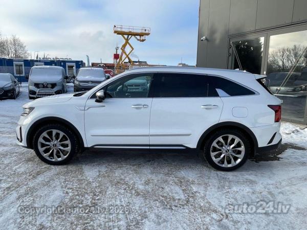 Balts Kia Sorento 2023 Tartu, ar dzinēja tilpumu 2.20 L un nobraukumu 59 tūkst. km par 44990 €, foto 5 vietnē AUTOMOTO.COM.LV