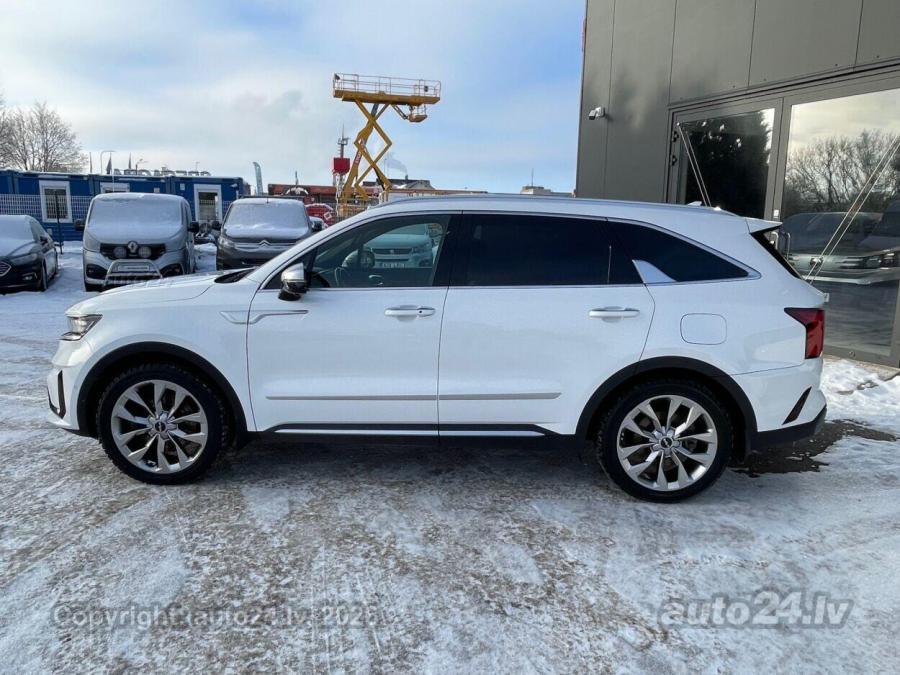 Balts Kia Sorento 2023 Tartu, ar dzinēja tilpumu 2.20 L un nobraukumu 59 tūkst. km par 44990 €, foto 5 vietnē AUTOMOTO.COM.LV