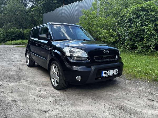 Melns Kia Soul 2011 Viļņa, ar dzinēja tilpumu 1.59 L un nobraukumu 226 tūkst. km par 2450 €, foto 2 vietnē AUTOMOTO.COM.LV