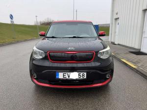 Black Kia Soul 2015 in Utena, with an engine capacity of 0.00 L and mileage of 105 thousand km for 3250 €, photo 3 on AUTOMOTO.COM.LV