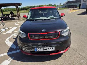 Melns Kia Soul 2015 Marijampole, ar dzinēja tilpumu 0.00 L un nobraukumu 118 tūkst. km par 3950 €, foto 6 vietnē AUTOMOTO.COM.LV