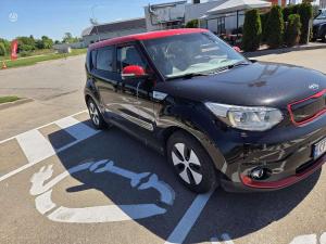 Melns Kia Soul 2015 Marijampole, ar dzinēja tilpumu 0.00 L un nobraukumu 118 tūkst. km par 3950 €, foto 7 vietnē AUTOMOTO.COM.LV