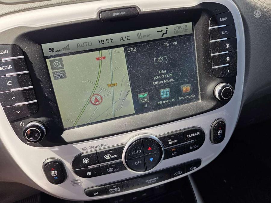 Melns Kia Soul 2015 Marijampole, ar dzinēja tilpumu 0.00 L un nobraukumu 118 tūkst. km par 3950 €, foto 9 vietnē AUTOMOTO.COM.LV