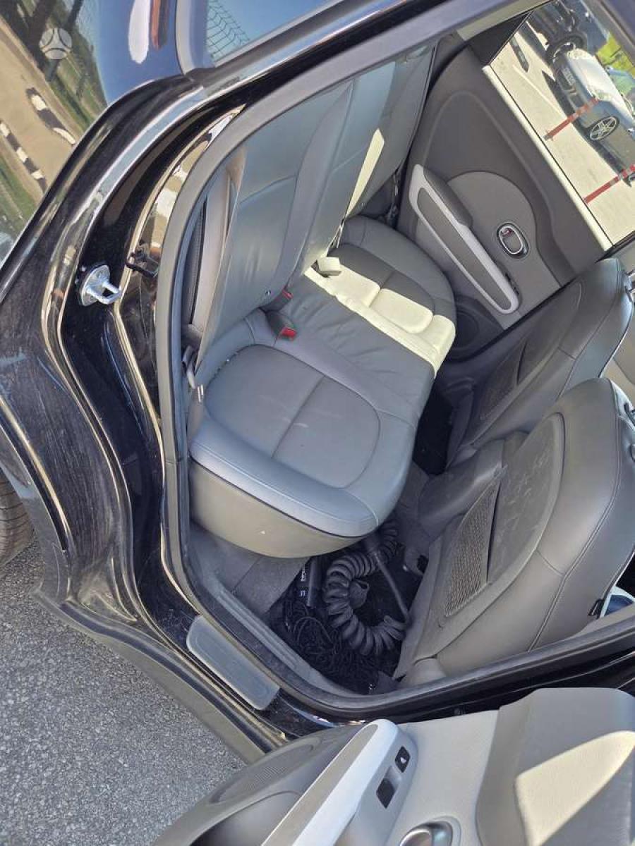 Melns Kia Soul 2015 Marijampole, ar dzinēja tilpumu 0.00 L un nobraukumu 118 tūkst. km par 3950 €, foto 13 vietnē AUTOMOTO.COM.LV