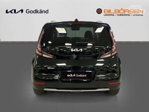 Black Kia Soul 2023 in Kaunas, with an engine capacity of 0.00 L and mileage of 39 thousand km for 29307 €, photo 5 on AUTOMOTO.COM.LV