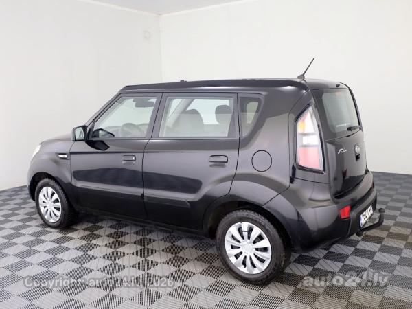 Киа Soul 2010 в Таллин на AUTOMOTO.COM.LV Черный Киа Soul 2010 в Таллин, объемом двигателя 1.60 л и пробегом 269 тыс. км за 1699 €, фото 5 на AUTOMOTO.COM.LV
