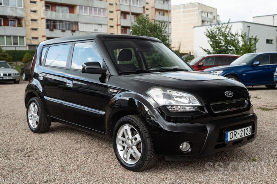 Melns Kia Soul 2011 Liepāja, ar dzinēja tilpumu 1.60 L un nobraukumu 177 tūkst. km par 3450 €, foto 3 vietnē AUTOMOTO.COM.LV