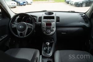 Melns Kia Soul 2011 Liepāja, ar dzinēja tilpumu 1.60 L un nobraukumu 177 tūkst. km par 3450 €, foto 10 vietnē AUTOMOTO.COM.LV