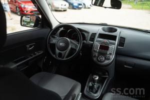 Melns Kia Soul 2011 Liepāja, ar dzinēja tilpumu 1.60 L un nobraukumu 177 tūkst. km par 3450 €, foto 11 vietnē AUTOMOTO.COM.LV