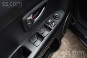 Melns Kia Soul 2011 Liepāja, ar dzinēja tilpumu 1.60 L un nobraukumu 177 tūkst. km par 3450 €, foto 21 vietnē AUTOMOTO.COM.LV