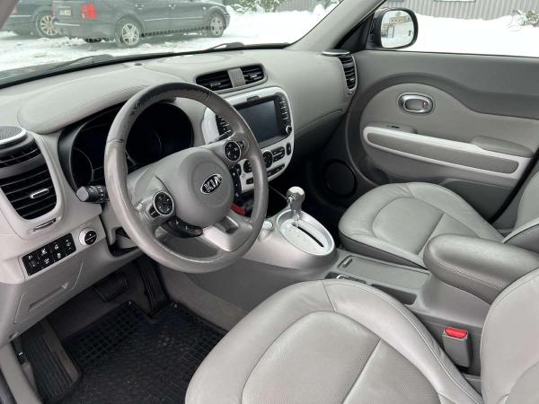 Melns Kia Soul 2015 Telšiai, ar dzinēja tilpumu 0.00 L un nobraukumu 117 tūkst. km par 3300 €, foto 11 vietnē AUTOMOTO.COM.LV