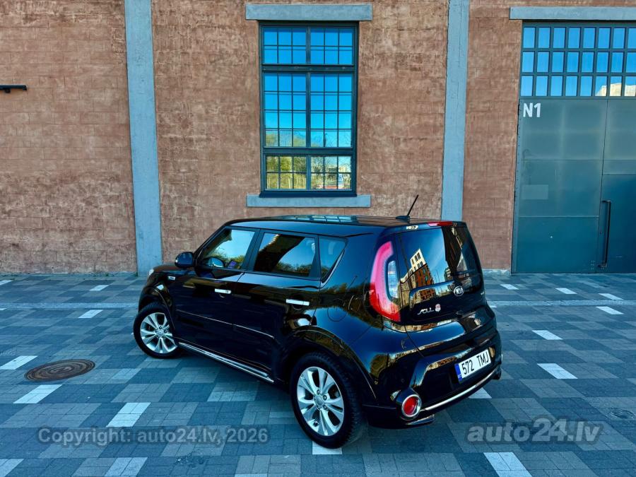 Melns Kia Soul 2015 Tallina, ar dzinēja tilpumu 1.60 L un nobraukumu 189 tūkst. km par 8999 €, foto 5 vietnē AUTOMOTO.COM.LV