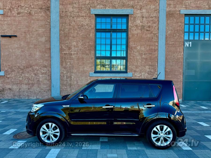 Melns Kia Soul 2015 Tallina, ar dzinēja tilpumu 1.60 L un nobraukumu 189 tūkst. km par 8999 €, foto 10 vietnē AUTOMOTO.COM.LV