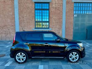 Melns Kia Soul 2015 Tallina, ar dzinēja tilpumu 1.60 L un nobraukumu 189 tūkst. km par 8999 €, foto 11 vietnē AUTOMOTO.COM.LV