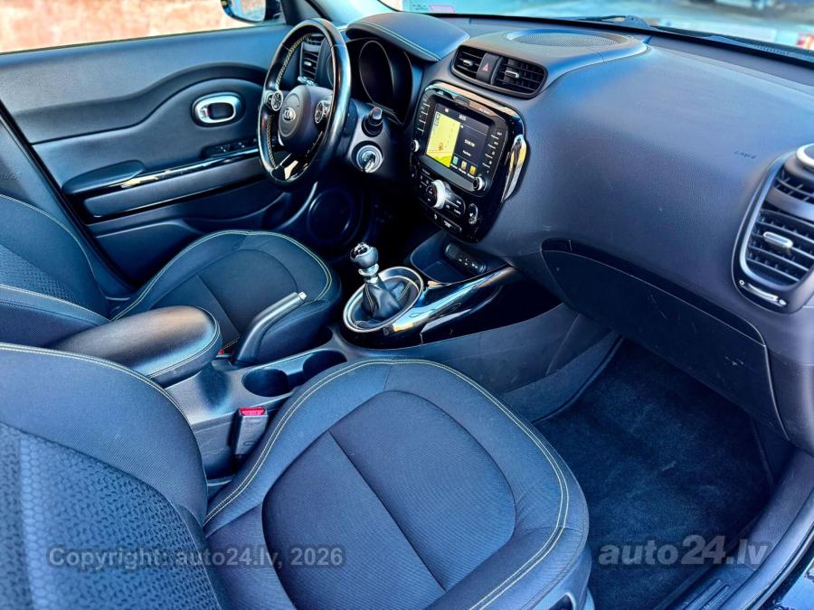 Melns Kia Soul 2015 Tallina, ar dzinēja tilpumu 1.60 L un nobraukumu 189 tūkst. km par 8999 €, foto 14 vietnē AUTOMOTO.COM.LV