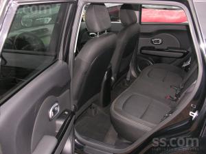 Melns Kia Soul 2015 Rīga, ar dzinēja tilpumu 1.60 L un nobraukumu 187 tūkst. km par 6950 €, foto 9 vietnē AUTOMOTO.COM.LV