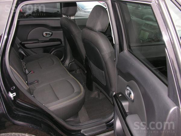 Melns Kia Soul 2015 Rīga, ar dzinēja tilpumu 1.60 L un nobraukumu 187 tūkst. km par 6950 €, foto 7 vietnē AUTOMOTO.COM.LV
