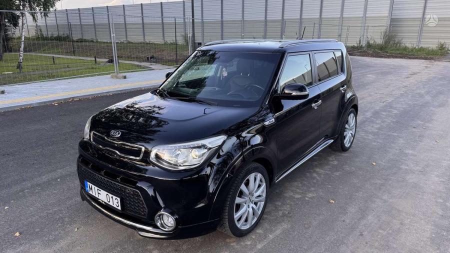 Melns Kia Soul 2015 Kauņa, ar dzinēja tilpumu 1.60 L un nobraukumu 150 tūkst. km par 9700 €, foto 4 vietnē AUTOMOTO.COM.LV