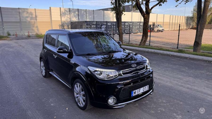 Melns Kia Soul 2015 Kauņa, ar dzinēja tilpumu 1.60 L un nobraukumu 150 tūkst. km par 9700 €, foto 6 vietnē AUTOMOTO.COM.LV