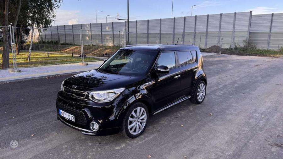 Melns Kia Soul 2015 Kauņa, ar dzinēja tilpumu 1.60 L un nobraukumu 150 tūkst. km par 9700 €, foto 7 vietnē AUTOMOTO.COM.LV