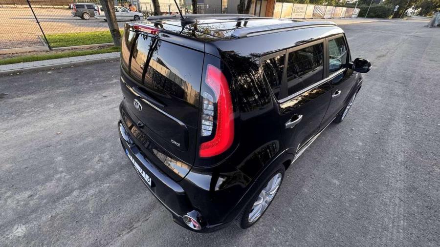 Melns Kia Soul 2015 Kauņa, ar dzinēja tilpumu 1.60 L un nobraukumu 150 tūkst. km par 9700 €, foto 11 vietnē AUTOMOTO.COM.LV