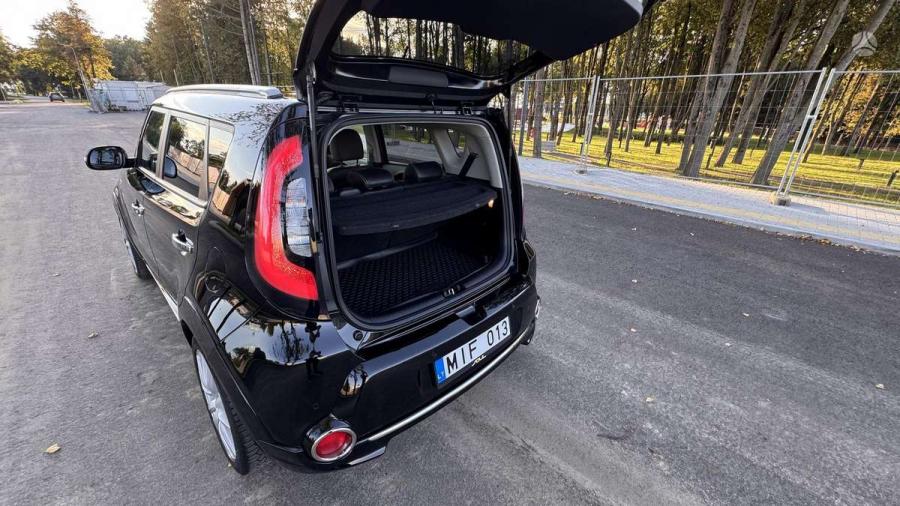 Melns Kia Soul 2015 Kauņa, ar dzinēja tilpumu 1.60 L un nobraukumu 150 tūkst. km par 9700 €, foto 18 vietnē AUTOMOTO.COM.LV