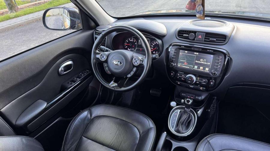 Melns Kia Soul 2015 Kauņa, ar dzinēja tilpumu 1.60 L un nobraukumu 150 tūkst. km par 9700 €, foto 20 vietnē AUTOMOTO.COM.LV