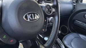 Melns Kia Soul 2015 Kauņa, ar dzinēja tilpumu 1.60 L un nobraukumu 150 tūkst. km par 9700 €, foto 28 vietnē AUTOMOTO.COM.LV