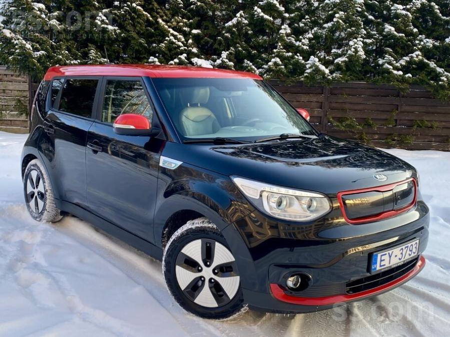 Melns Kia Soul 2016 Rīga, ar dzinēja tilpumu 1.60 L un nobraukumu 110 tūkst. km par 8450 €, foto 3 vietnē AUTOMOTO.COM.LV