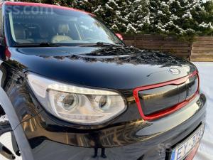 Melns Kia Soul 2016 Rīga, ar dzinēja tilpumu 1.60 L un nobraukumu 110 tūkst. km par 8450 €, foto 32 vietnē AUTOMOTO.COM.LV