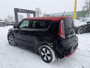 Black Kia Soul 2016 in Siauliai, with an engine capacity of 0.00 L and mileage of 171 thousand km for 4700 €, photo 4 on AUTOMOTO.COM.LV