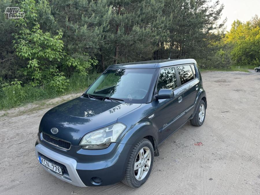 Zils Kia Soul 2009 Viļņa, ar dzinēja tilpumu 1.60 L un nobraukumu 335 tūkst. km par 1600 €, foto 3 vietnē AUTOMOTO.COM.LV