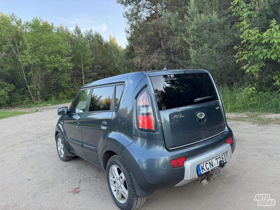 Zils Kia Soul 2009 Viļņa, ar dzinēja tilpumu 1.60 L un nobraukumu 335 tūkst. km par 1600 €, foto 5 vietnē AUTOMOTO.COM.LV