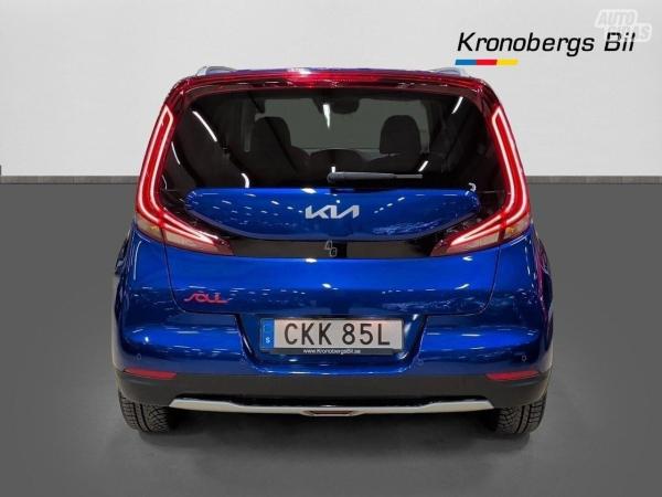 Blue Kia Soul 2022 in Kaunas, with an engine capacity of 0.00 L and mileage of 21 thousand km for 29209 €, photo 5 on AUTOMOTO.COM.LV