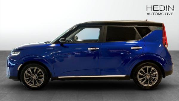 Blue Kia Soul 2022 in Kaunas, with an engine capacity of 0.00 L and mileage of 70 thousand km for 25376 €, photo 2 on AUTOMOTO.COM.LV