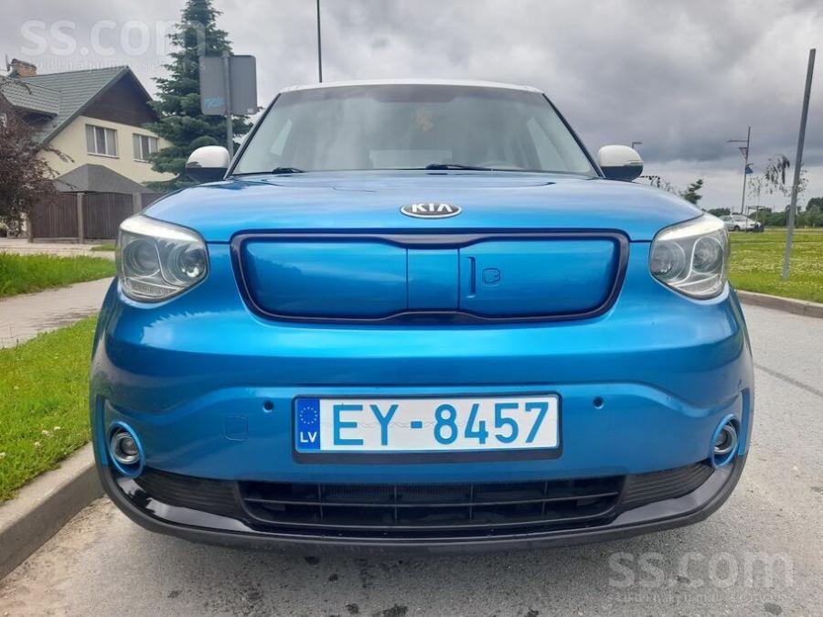 Синий Киа Soul 2014 в Рига, объемом двигателя 1.60 л и пробегом 92 тыс. км за 6200 €, фото 3 на AUTOMOTO.COM.LV