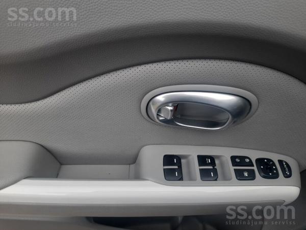 Синий Киа Soul 2014 в Рига, объемом двигателя 1.60 л и пробегом 92 тыс. км за 6200 €, фото 6 на AUTOMOTO.COM.LV