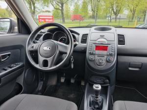 Brown Kia Soul 2009 in Riga, with an engine capacity of 1.60 L and mileage of 212 thousand km for 3990 €, photo 10 on AUTOMOTO.COM.LV