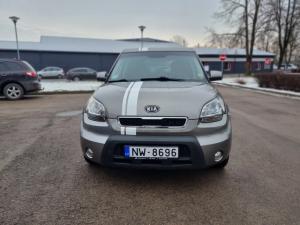Brown Kia Soul 2009 in Riga, with an engine capacity of 1.60 L and mileage of 212 thousand km for 3990 €, photo 12 on AUTOMOTO.COM.LV