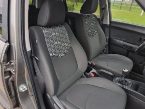 Brown Kia Soul 2009 in Riga, with an engine capacity of 1.60 L and mileage of 212 thousand km for 3990 €, photo 17 on AUTOMOTO.COM.LV