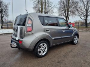 Brown Kia Soul 2009 in Riga, with an engine capacity of 1.60 L and mileage of 212 thousand km for 3990 €, photo 19 on AUTOMOTO.COM.LV