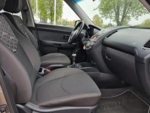 Brown Kia Soul 2009 in Riga, with an engine capacity of 1.60 L and mileage of 212 thousand km for 3990 €, photo 20 on AUTOMOTO.COM.LV